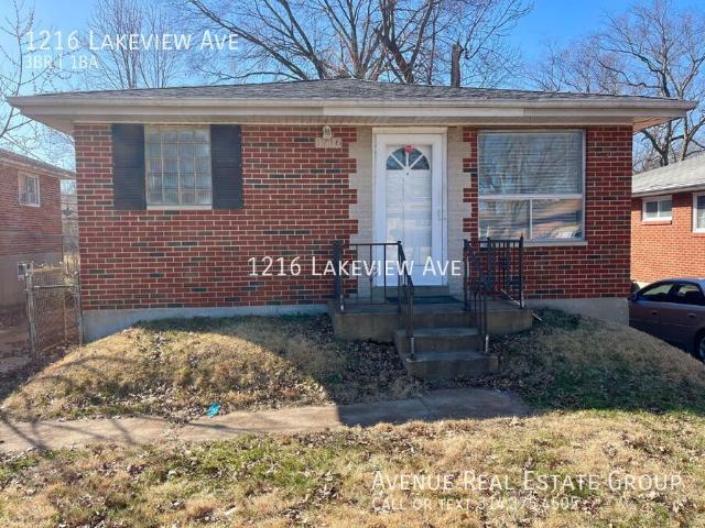 3 BR, 1 BA Apartment 1216 Lakeview Ave, Saint Louis, MO 63138