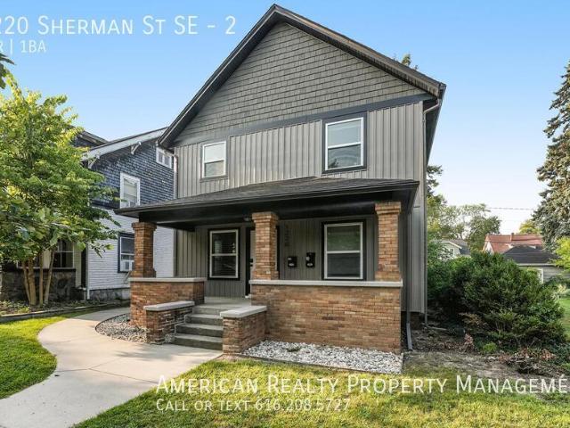 3 BR, 1 BA Apartment 1220 Sherman St SE, Grand Rapids, MI 49506