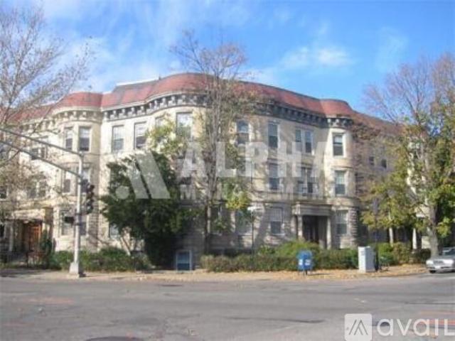 3 BR, 1 BA Apartment 1232 Beacon St, Unit 2, Brookline, MA 02446