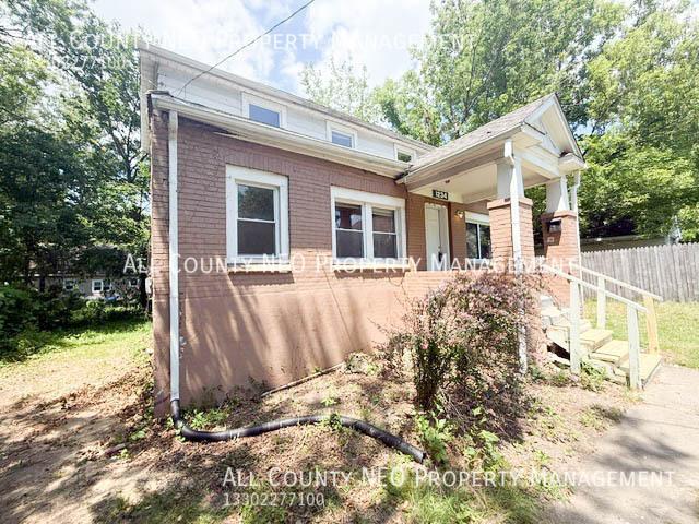 3 BR, 1 BA Apartment 1234 Winton Ave, Akron, OH 44320