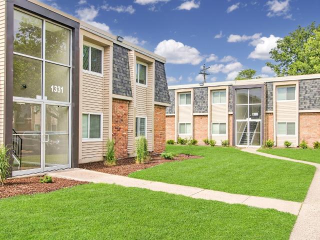 3 BR, 1 BA Apartment 1235 Chesterdale Rd #1 Unit 19 1120D, Cincinnati, OH 45246