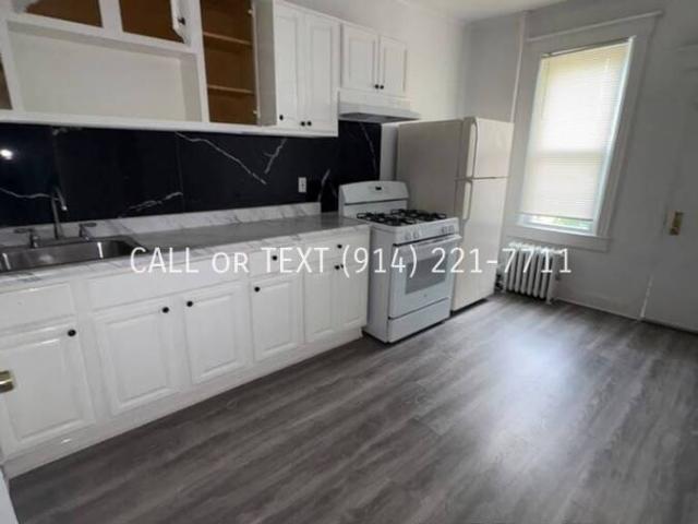 3 BR, 1 BA Apartment 127 Stanley Ave, Yonkers, NY 10701
