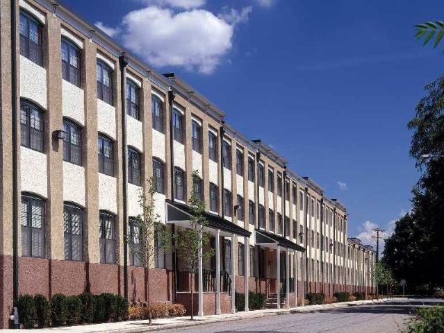3 BR, 1 BA Apartment 125 Olive St Trenton, NJ 08618