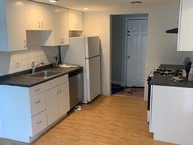 3 BR, 1 BA Apartment 126 Rhinecliff St, Arlington, MA 2476