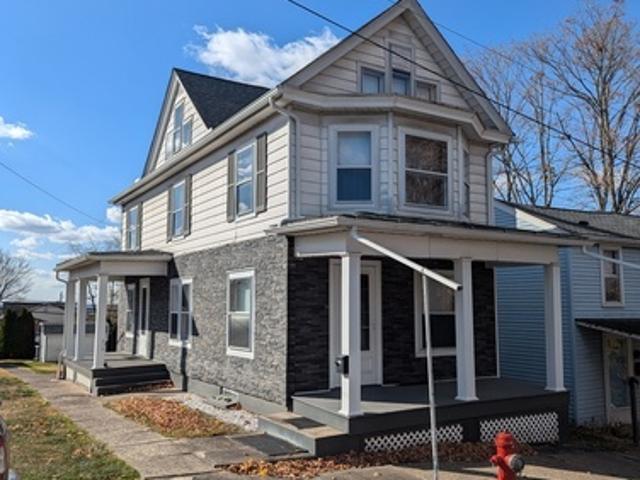 3 BR, 1 BA Apartment 1279 Vine Street, Danville, PA 17821