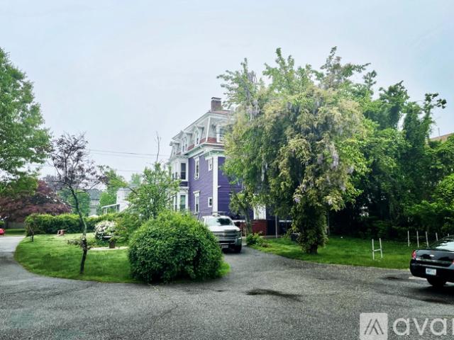 3 BR, 1 BA Apartment 128 Maplewood Avenue, Unit 3, Cranston, RI 02920