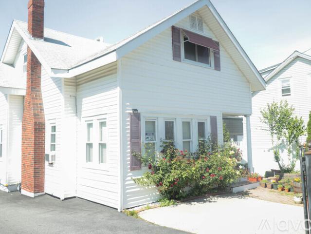 3 BR, 1 BA Apartment 12 Willson Street, Unit 2a, Salem, MA 01970