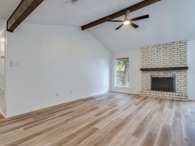 3 BR, 1 BA Apartment 1306 glenda Dr, Round Rock, TX 78681