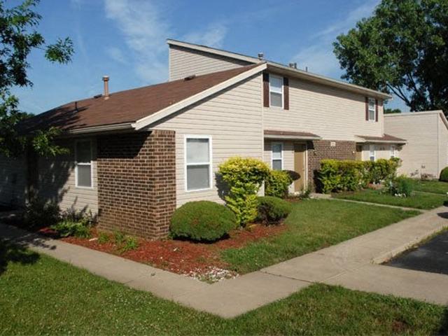 3 BR, 1 BA Apartment 1315 E. 89th Street, Kansas City, MO 64131