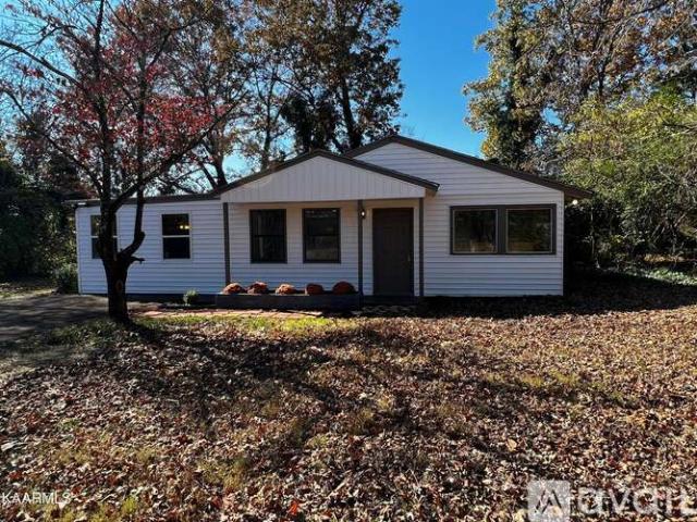 3 BR, 1 BA Apartment 1332 Huntington Rd SW, Knoxville, TN 37919