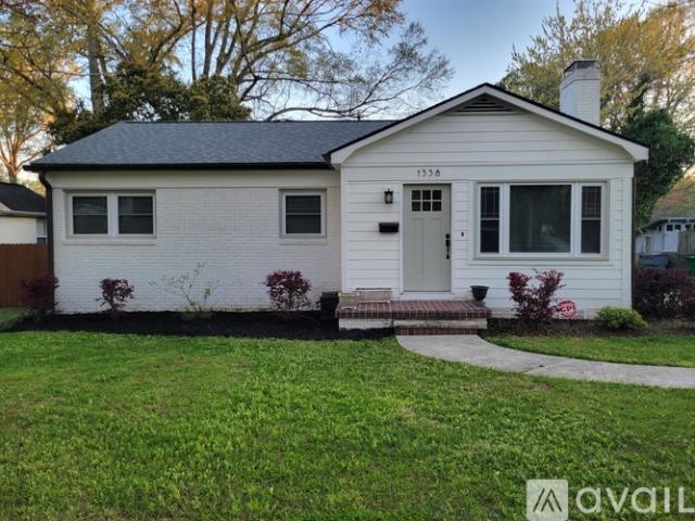 3 BR, 1 BA Apartment 1338 Dresden Drive West, Charlotte, NC 28205