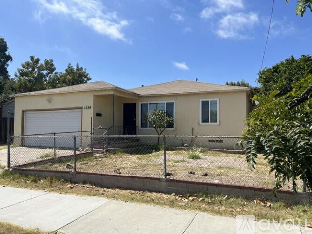3 BR, 1 BA Apartment 1339 E 4th St, National City, CA 91950
