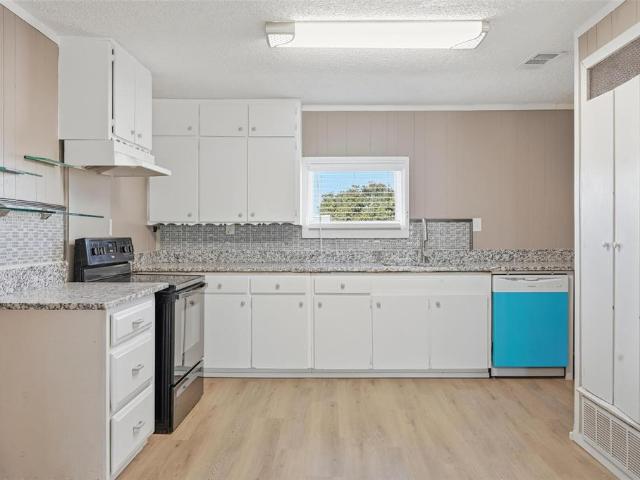 3 BR, 1 BA Apartment 13485 Liberty School Road, Azle, TX 76020