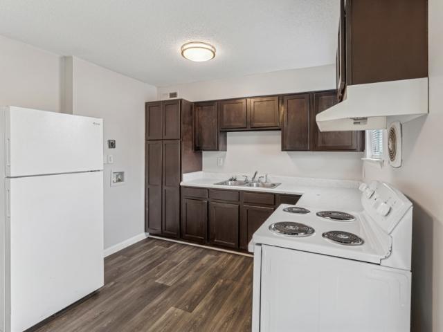 3 BR, 1 BA Apartment 1385 Ashley River Rd Unit 22A, Charleston, SC 29407