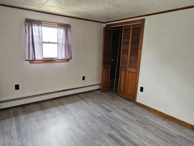 3 BR, 1 BA Apartment 13 Charles St, Unit 15, Plains, PA 18705