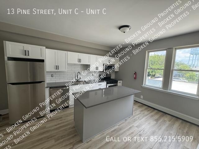 3 BR, 1 BA Apartment 13 Pine Street, Unit C, Westville, NJ 08093