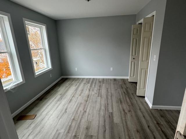 3 BR, 1 BA Apartment 240 College Street, Unit 242 college st, Springfield, MA 01109