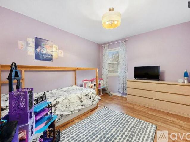 3 BR, 1 BA Apartment 2427 Sinclair Avenue Northeast, Grand Rapids, MI 49505