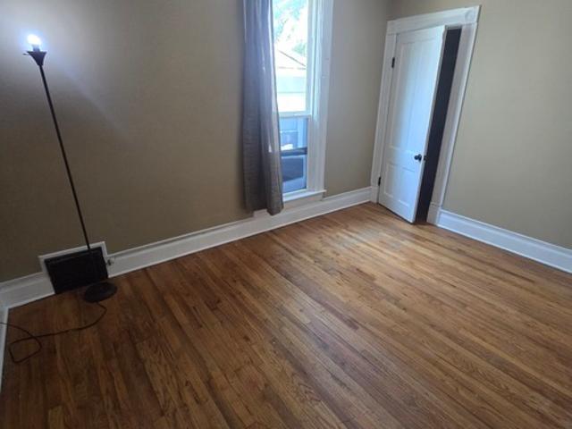 3 BR, 1 BA Apartment 2452 South 20th Street, Omaha, NE 68108