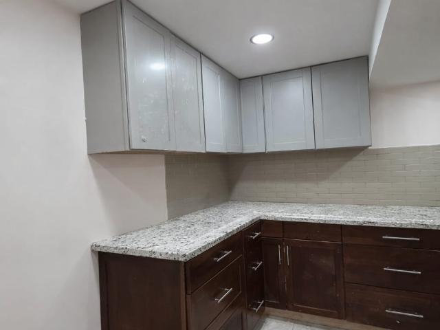 3 BR, 1 BA Apartment 245 Woodworth Ave, Yonkers, NY 10701