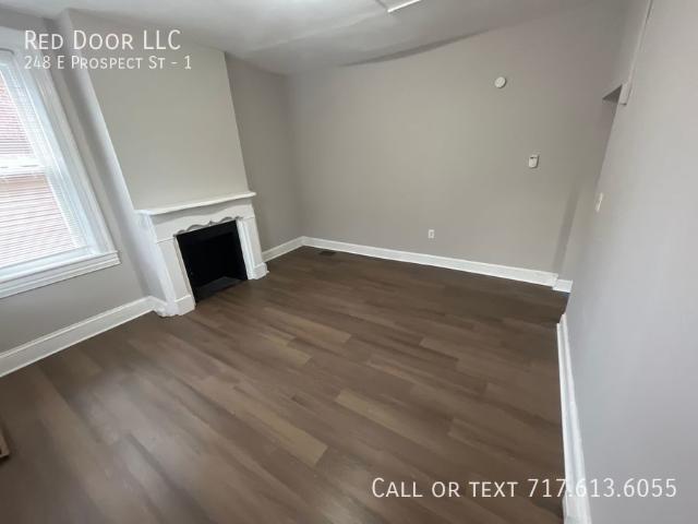 3 BR, 1 BA Apartment 248 E Prospect St, York, PA 17403