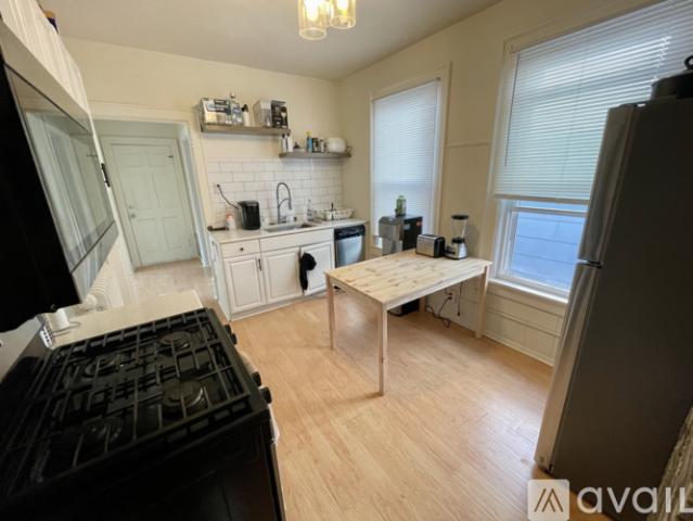 3 BR, 1 BA Apartment 2519 N Murray Ave, Unit C, Milwaukee, WI 53211