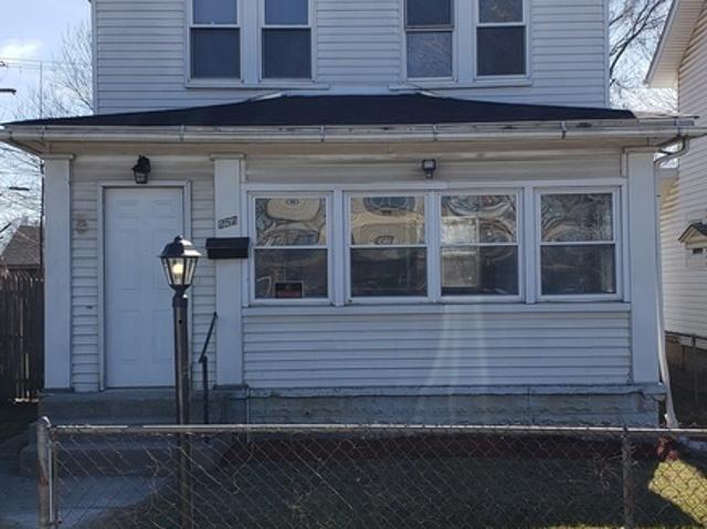 3 BR, 1 BA Apartment 257 Benfield Ave, Columbus, OH 43207