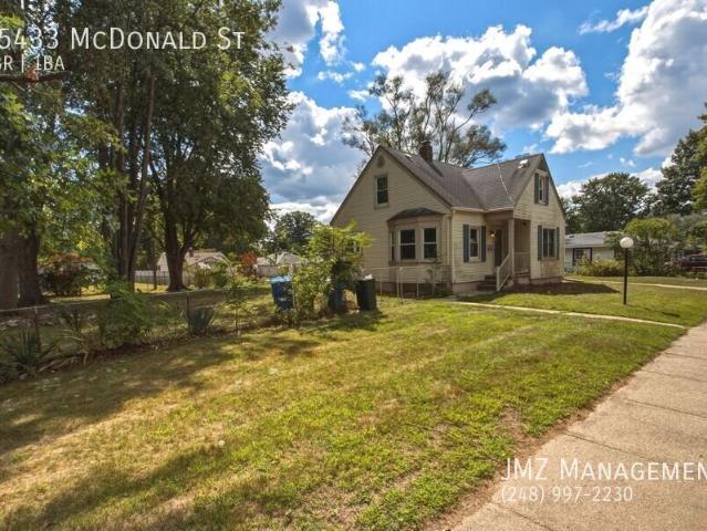 3 BR, 1 BA Apartment 25433 McDonald St, Dearborn Heights, MI 48125