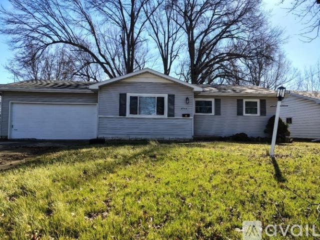 3 BR, 1 BA Apartment 2544 South Westwood Avenue, Springfield, MO 65807