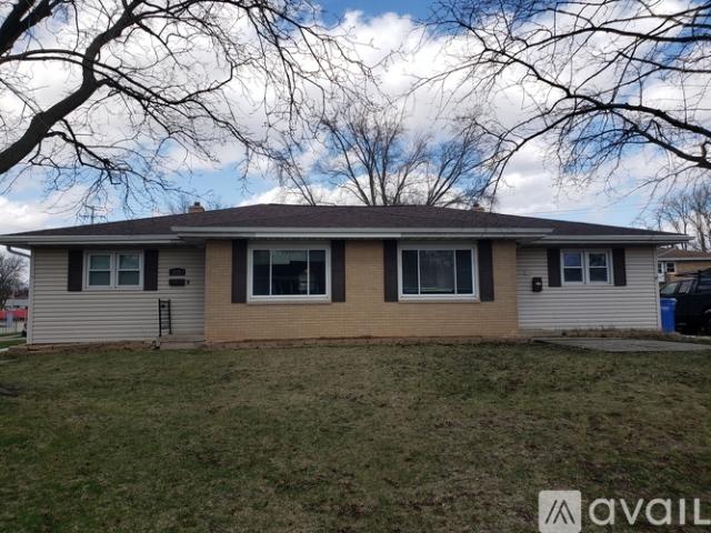 3 BR, 1 BA Apartment 259 Park St, Unit 259, Oregon, WI 53575