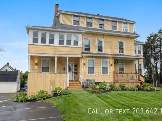 3 BR, 1 BA Apartment 25 New Street 1st Fl, Meriden, CT 06450