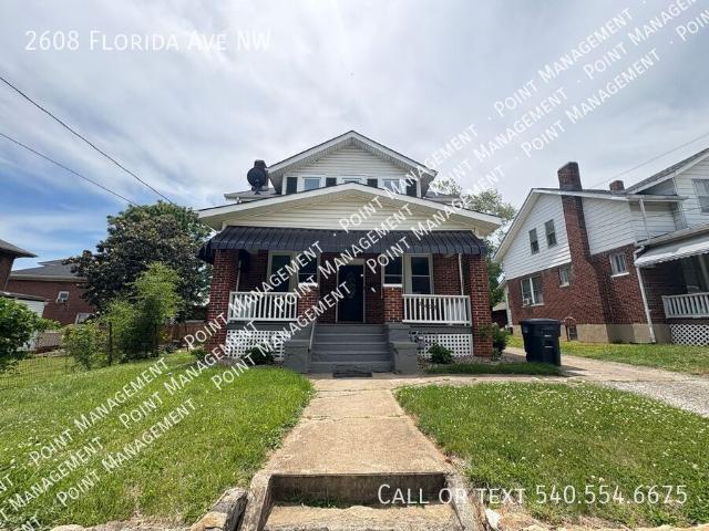 3 BR, 1 BA Apartment 2608 Florida Ave NW, Roanoke, VA 24017