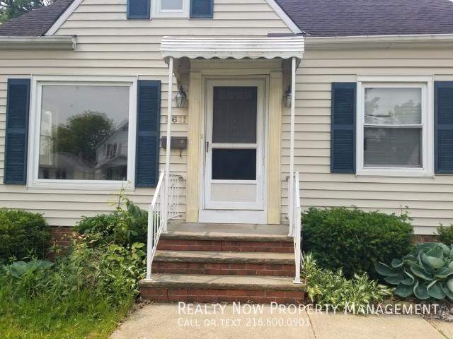 3 BR, 1 BA Apartment 2611 Brookdale Ave, Parma, OH 44134