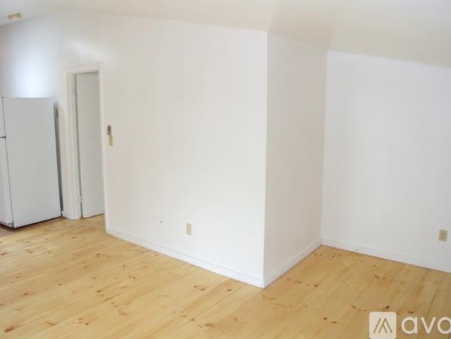 3 BR, 1 BA Apartment 261 N Main St, Unit 261 D, Orange, MA 01364