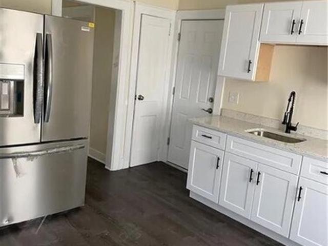3 BR, 1 BA Apartment 26 Eastford St, Unit 2, Hartford, CT 06112
