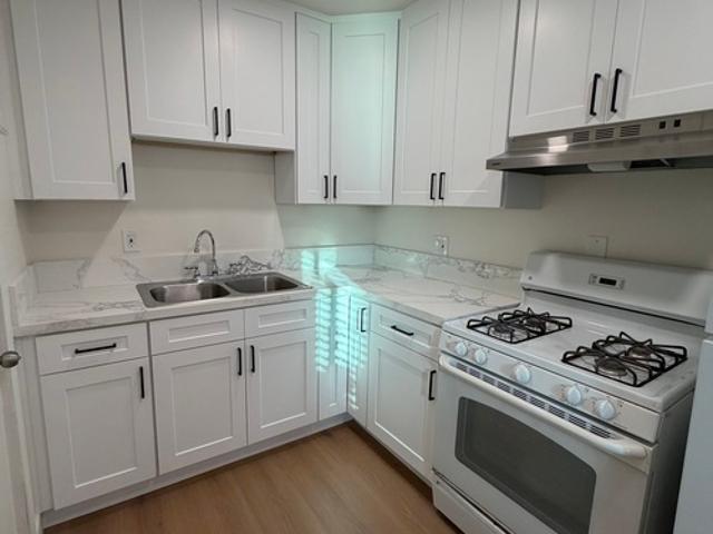 3 BR, 1 BA Apartment 2702 Highland Ave, Unit 2704, San Diego, CA 92105