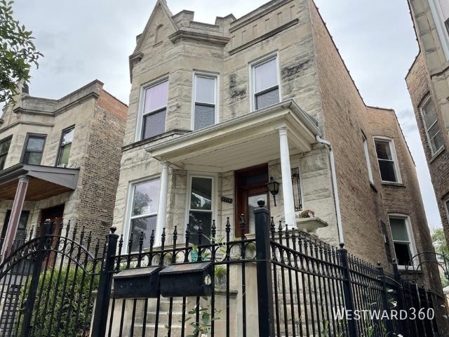 3 BR, 1 BA Apartment 2714 N Albany Ave, Chicago, IL 60647