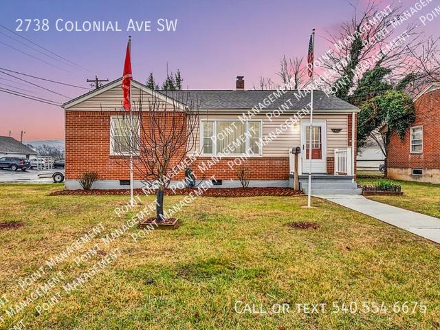 3 BR, 1 BA Apartment 2738 Colonial Ave SW, Roanoke, VA 24015