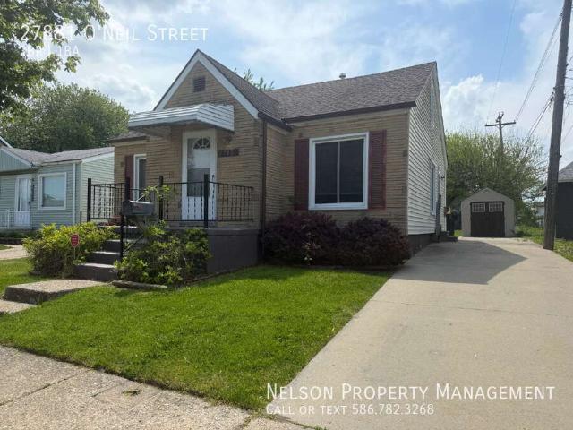 3 BR, 1 BA Apartment 27881 O'Neil Street, Roseville, MI 48066