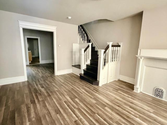 3 BR, 1 BA Apartment 27 N Edgewood St, Philadelphia, PA 19139