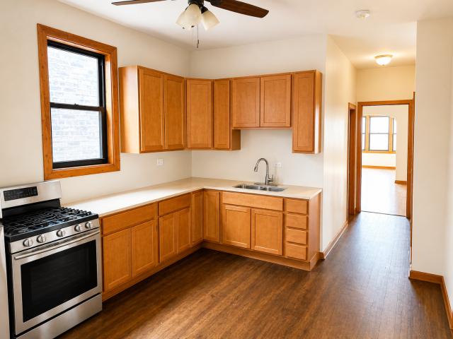 3 BR, 1 BA Apartment 2825 North Milwaukee, Chicago, IL 60618