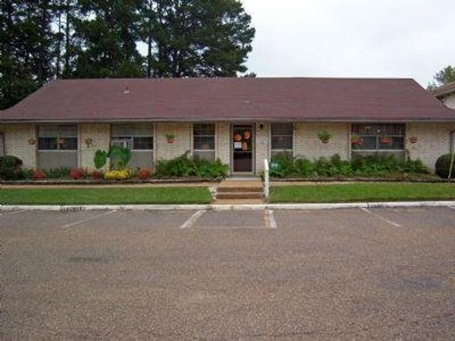 3 BR, 1 BA Apartment 2920 McDowell Road, Jackson, MS 39204