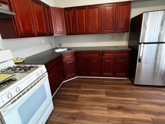 3 BR, 1 BA Apartment 203 Lawrence Pl, Unit 2, Paterson, NJ 07514