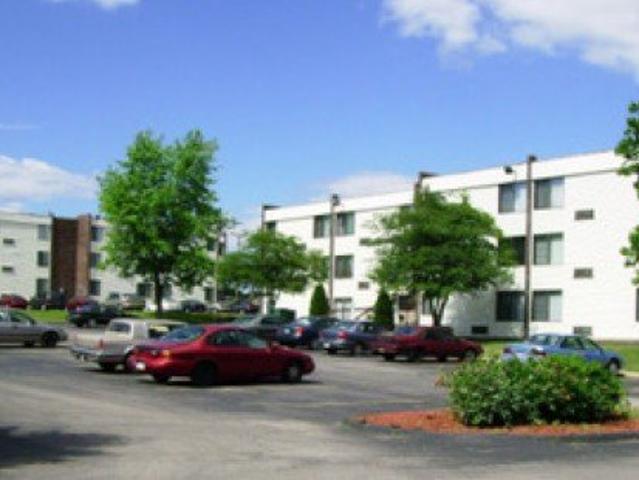 3 BR, 1 BA Apartment 2001 Washington St Aliquippa, PA 15001