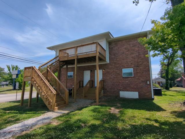 3 BR, 1 BA Apartment 2015 Duncan Ave, Chattanooga, TN 37404