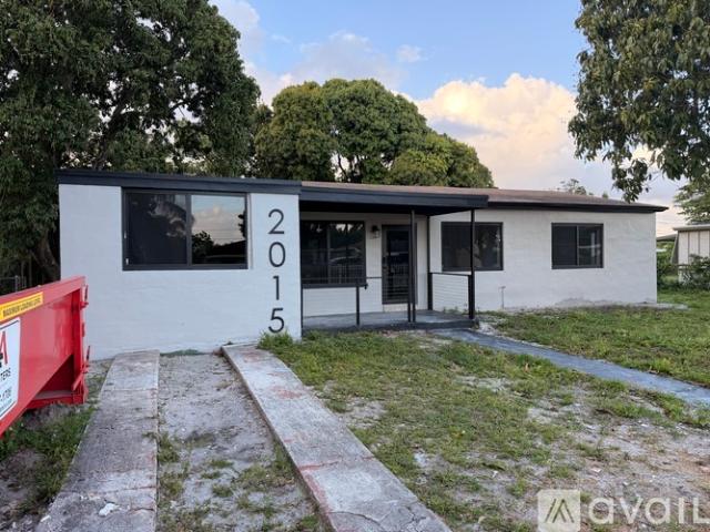 3 BR, 1 BA Apartment 2015 NW 132nd St, Miami, FL 33167