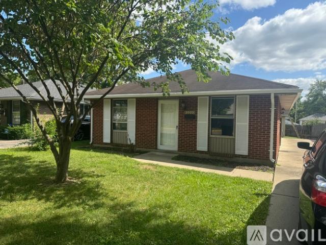 3 BR, 1 BA Apartment 2022 Arthur Ave, Dayton, OH 45414