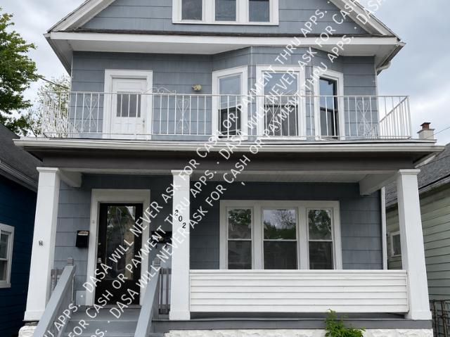 3 BR, 1 BA Apartment 202 Chadduck Ave, Buffalo, NY 14207