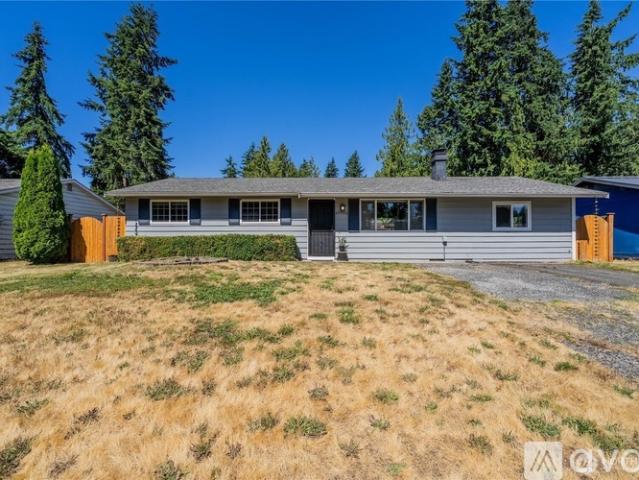 3 BR, 1 BA Apartment 20508 64th Drive Northeast, Arlington, WA 98223