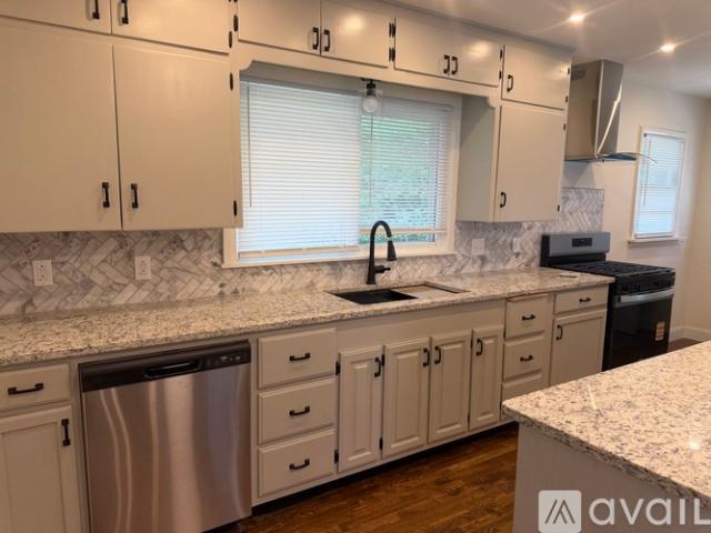 3 BR, 1 BA Apartment 205 NE Home Ave, Bartlesville, OK 74006